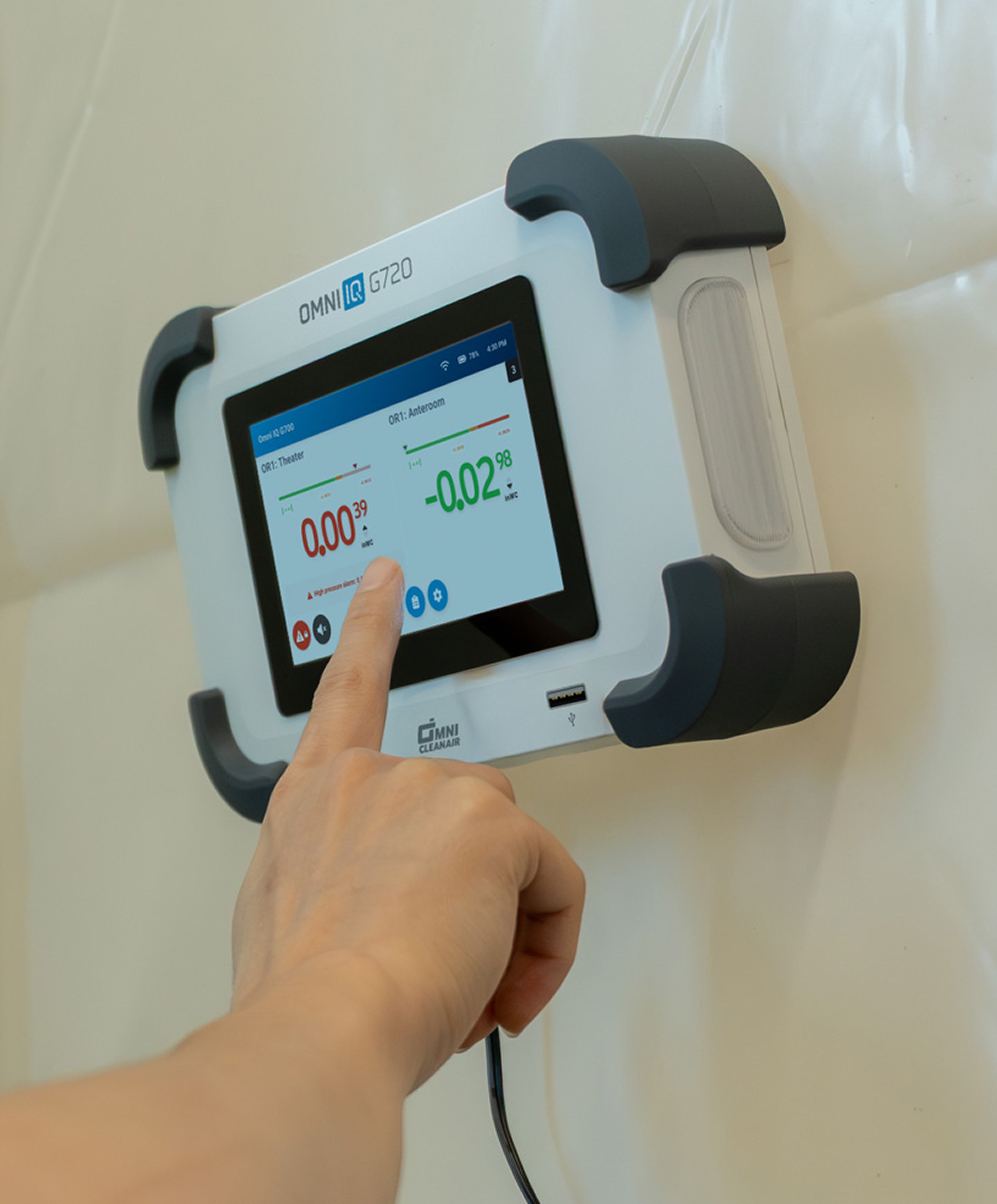 Differential Pressure Monitor for Negative Air Containment Spaces ...